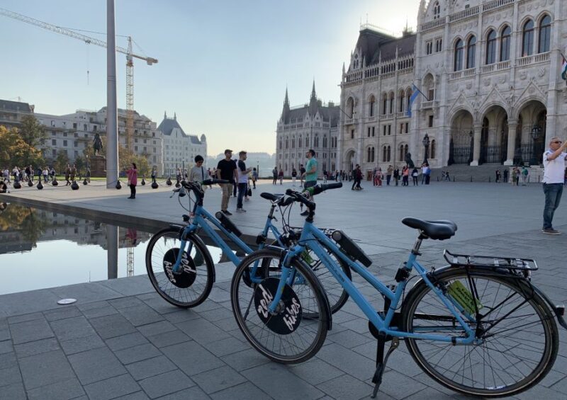 Budapest Highlights Private Bike Tour - Key Points