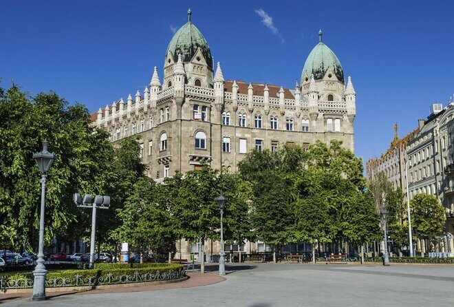 Budapest Highlights Private Bike Tour - Key Points
