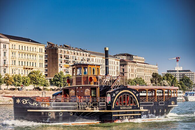 Budapest Historical Cruise with Welcome Frizzante & Audio Guide - The Value: Does It Justify the Price?