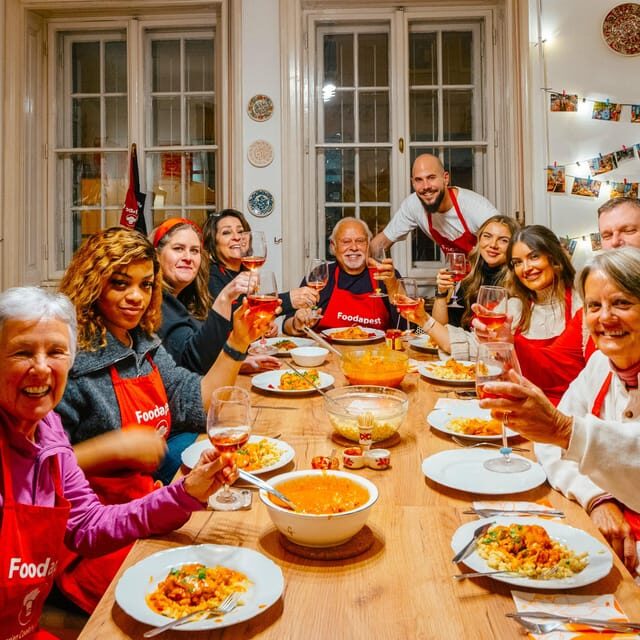 Budapest: Hungarian Cooking Class and Market Walk - Budapest: Hungarian Cooking Class and Market Walk