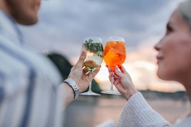 Budapest: Lotus Cruise with Unlimited Aperol and Prosecco - What to Expect on the Lotus Cruise