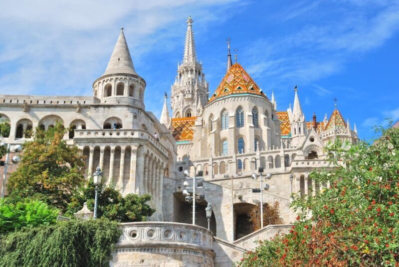 Budapest: Matthias Church Entry Ticket - Inside the Church: A Space of Serenity and Art