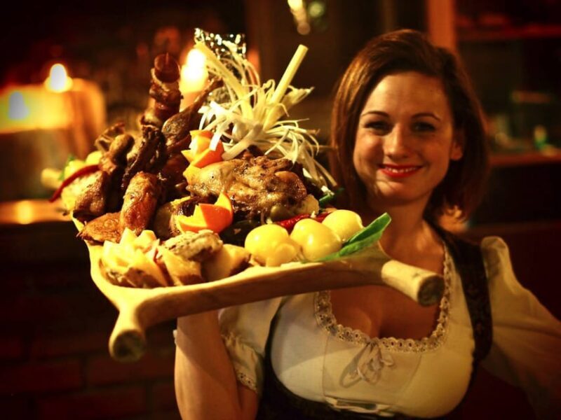 Budapest: Medieval Dinner Show with Drinks - Key Points
