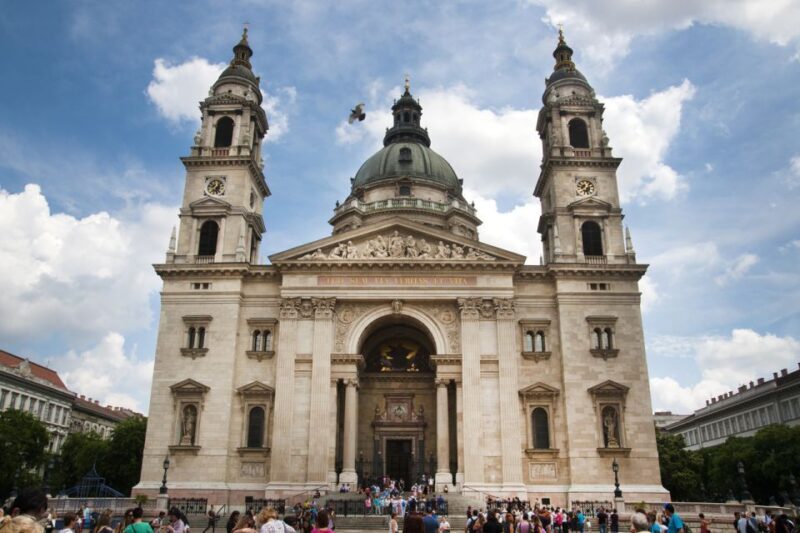 Budapest: Multilingual Highlights Tour - An Overview of the Tour Experience