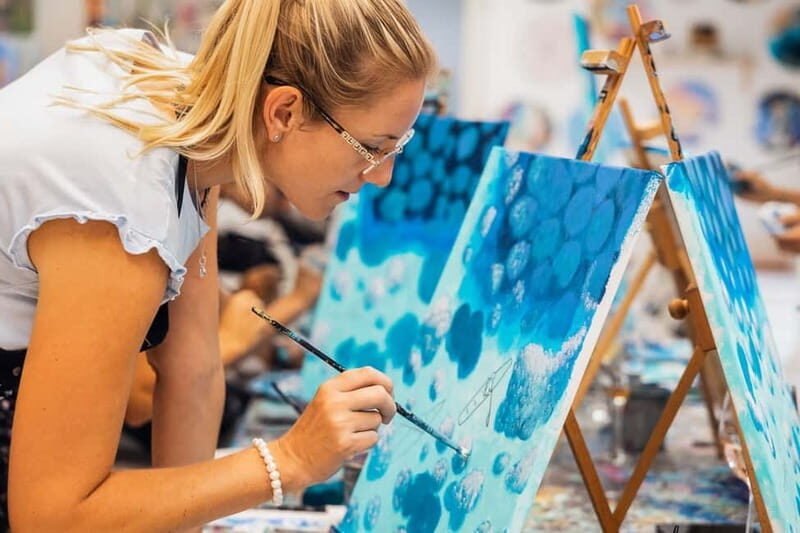 Budapest: Paint and sip experience - The Itinerary and Experience Breakdown