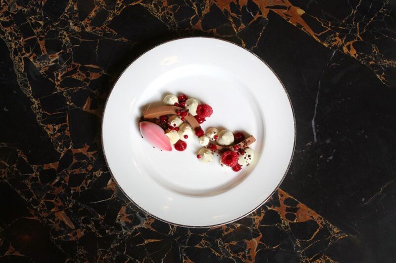 Budapest: Párisi Passage Restaurant 3-Course Menu - Who Will Love This Experience?