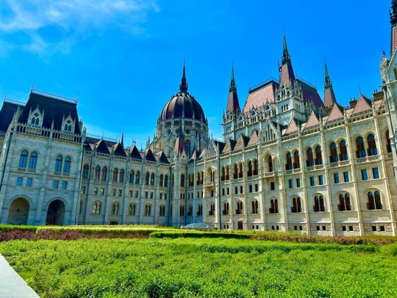 Budapest: Parliament Building Entry Ticket and Audio Guide - Key Points