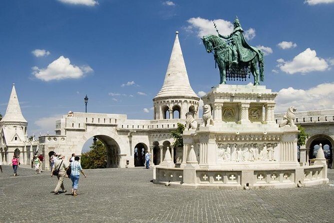 Budapest Private Day Trip from Vienna - Food and Free Time