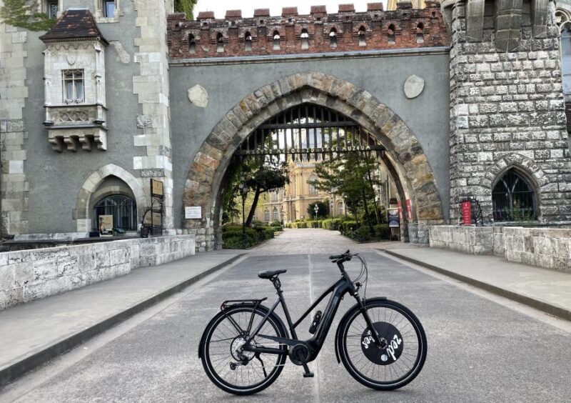 Budapest: Private E-Bike Sightseeing Tour - The Practical Side: Logistics and Tips