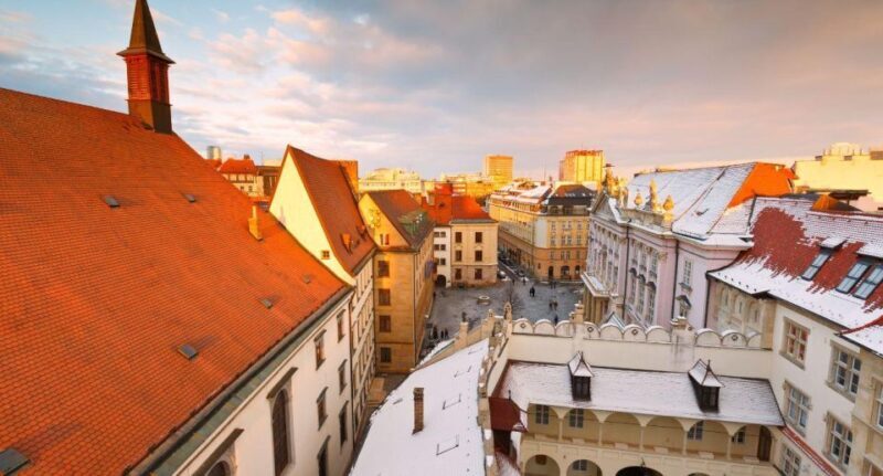 Budapest: Private Guided Tour to Bratislava - Key Points