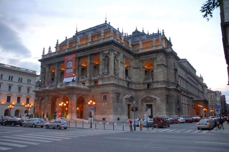 Budapest: Private Half Day Sightseeing Ride with Local - A Deep Dive into the Experience