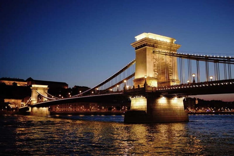 Budapest: Private River Cruise on a Yacht on the Danube - Key Points
