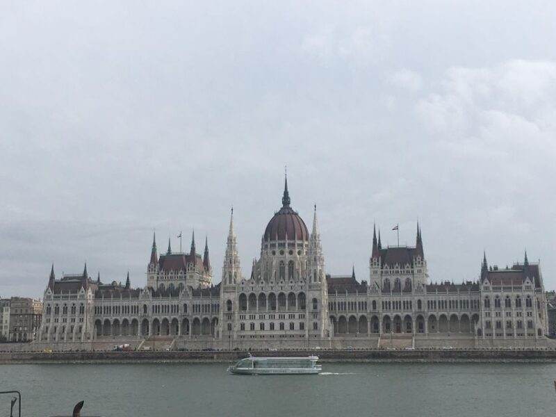 Budapest: Private Sightseeing Walking Tour with Local Guide - An In-Depth Look at the Experience