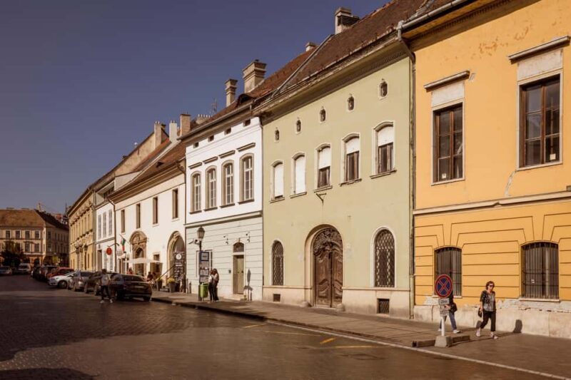 Budapest: Secrets of the Old Town of Buda Guided Walk - Passing by Matthias Church and Exploring the Streets