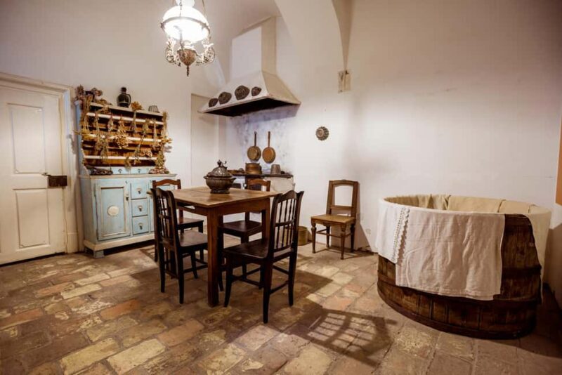 Budapest: Secrets of the Old Town of Buda Guided Walk - Practical Details and What to Expect