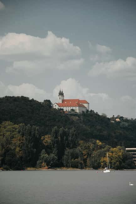 Budapest: Tihany Peninsula Hike and Abbey Day Trip - A Complete Breakdown of the Experience