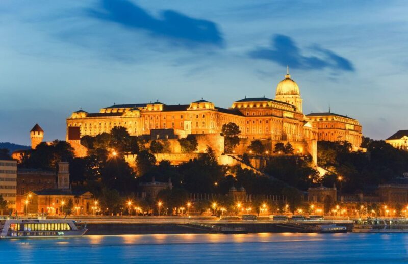 Budapest: Unlimited Prosecco and Wine Sightseeing Cruise - The Sum Up
