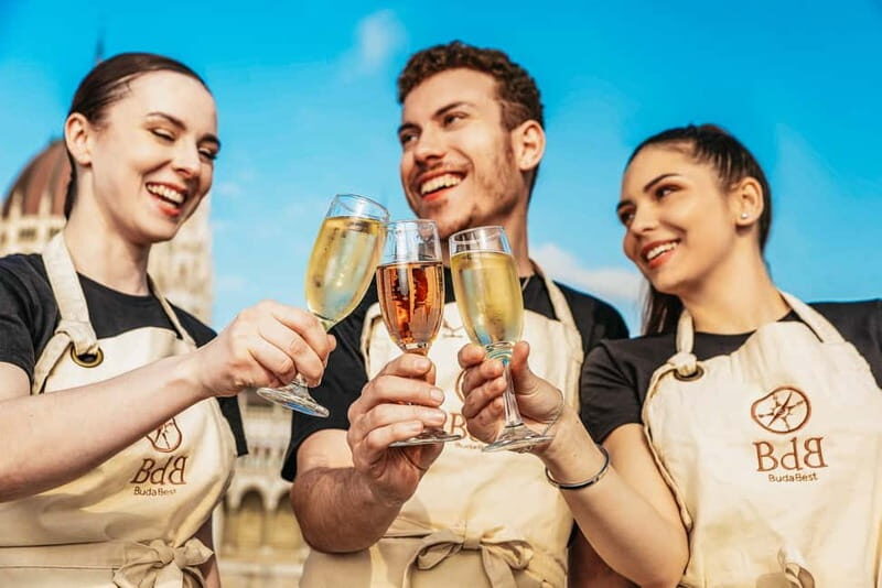 Budapest: Unlimited Prosecco, Beer and Aperol Spritz Cruise - The Experience in Detail