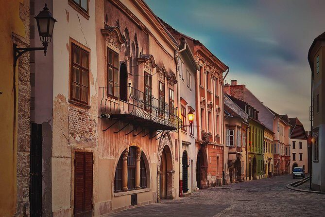 Budapest-Vienna One-Way Sightseeing Transfer - The Sum Up