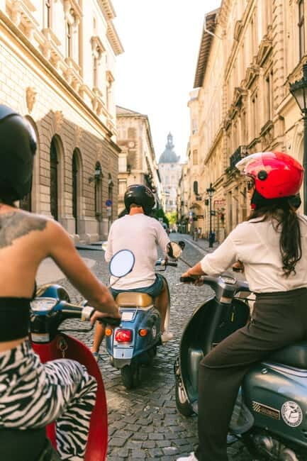 Budapest: Vintage Scooter Sightseeing Tour - An Engaging Alternative to Conventional Sightseeing