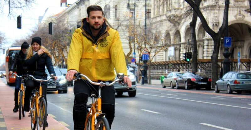 Budapest Winter Bike Tour with Coffee Stop - Key Points