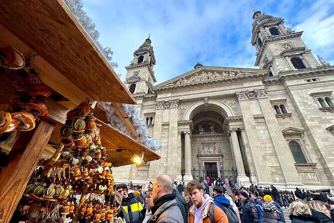 Budapest Wonderland - A Christmas Market Tour with Chimney Cake & Mulled Wine - Practical Details