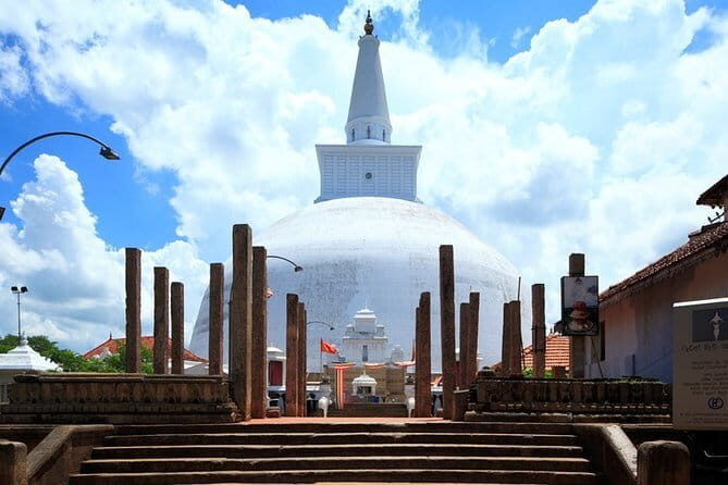 Buddhism Sri Lanka - What to Expect on the Tour