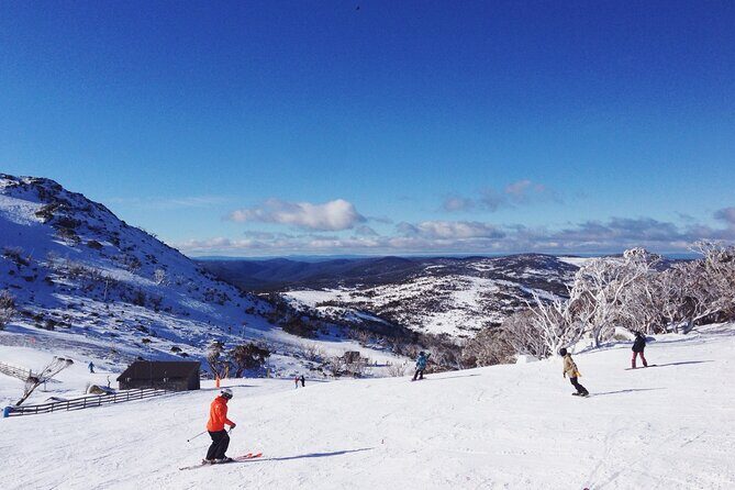 Budget Weekend Snow Tour staying at Southern Cross Motel - What You Get with This Snow Tour