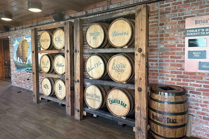 Buffalo y/ or Wiskey Thief & Churchill Twilight Racing Experience - Starting Point: Buffalo Trace Distillery