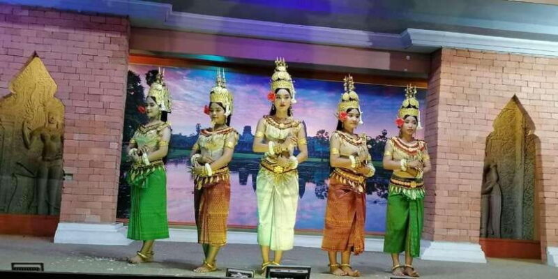 Buffet Dinner Apsara Show with hotel transfers - Authenticity and Cultural Significance