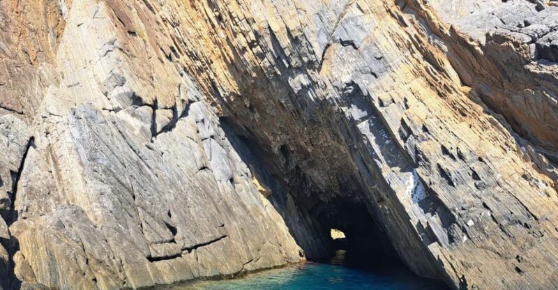 Buggerru: Boat Excursions Mines in the Blue - Key Points