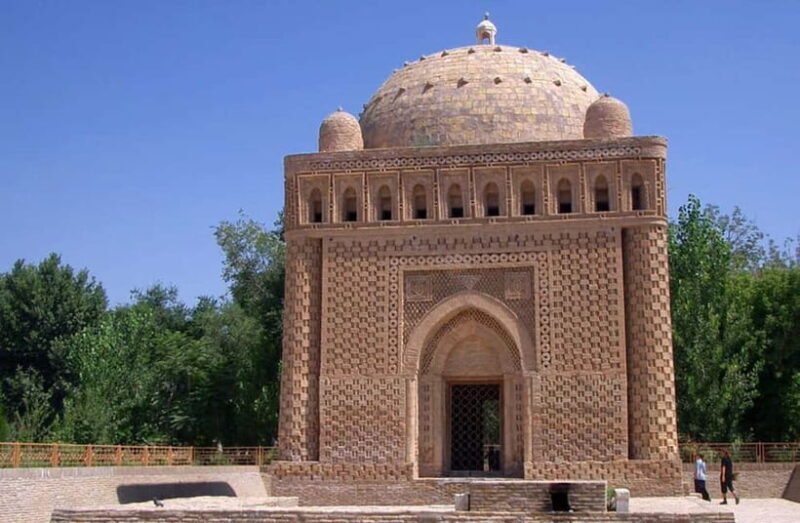Bukhara: Full-Day Guided Tour with English-Speaking Guide - An In-Depth Look at the Bukhara Experience