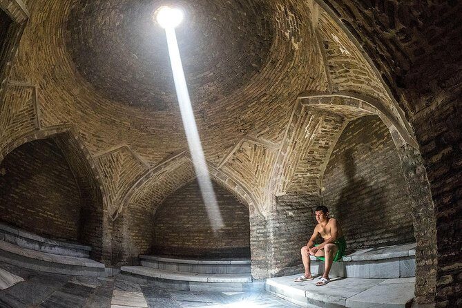 Bukhara Traditional Men's Hammam / Bath XVI Century - Key Points
