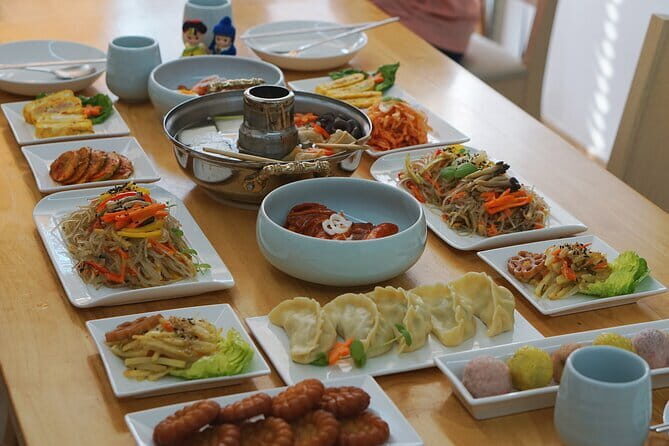 Bulgogi Kimbap & Korean Fried Chicken with Chef Hakyung In Hanok - Who Is This Tour Best For?
