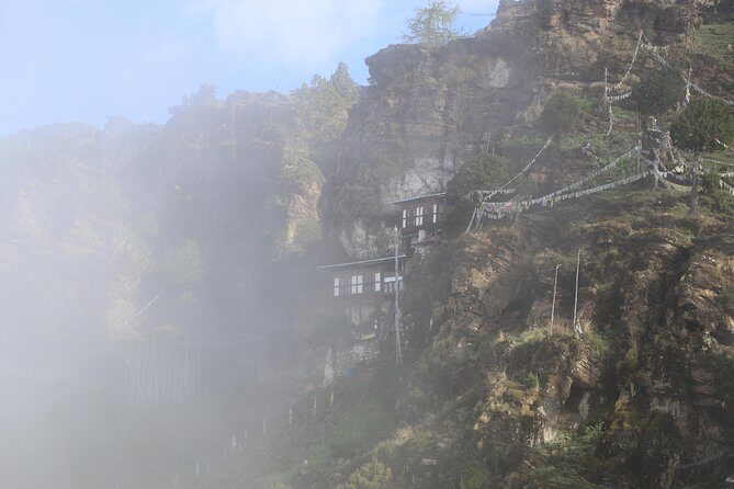 Bumdrak Trek - Tiger's Nest Monastery Overnight Trek - Who Should Consider This Trek?