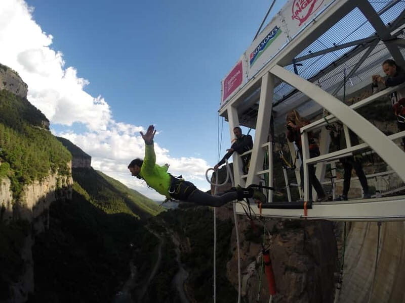 Bungee Jump from 122m + Transport from Barcelona - Practical Tips for Your Jump