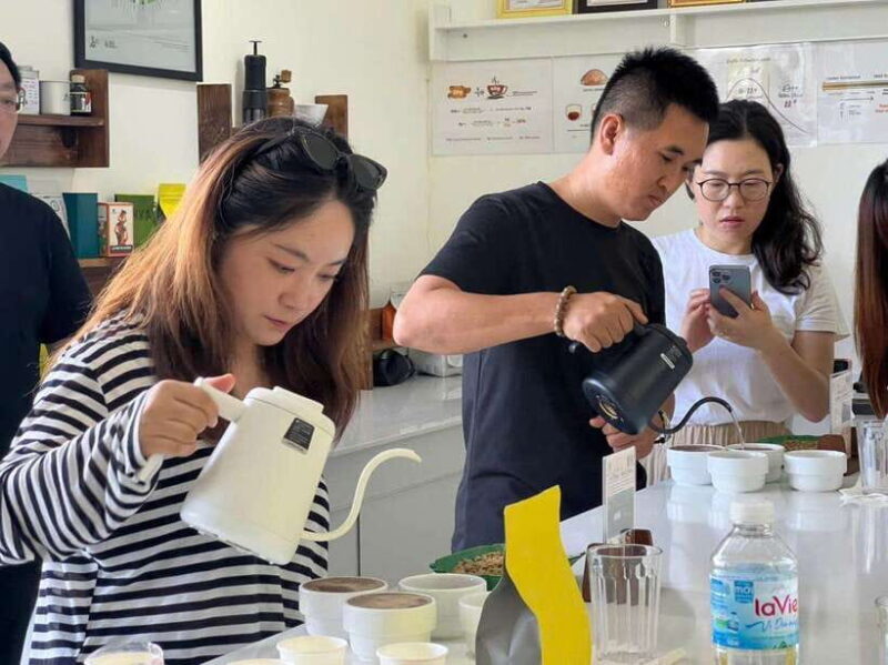Buon Ma Thuot: Specialty Coffee Tour and Brewing Experience - Exploring the Coffee Farm: What to Expect