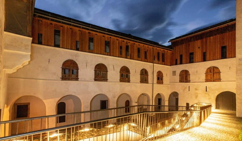 Burg Heinfels: An exclusive tour of the castle at night - Key Points