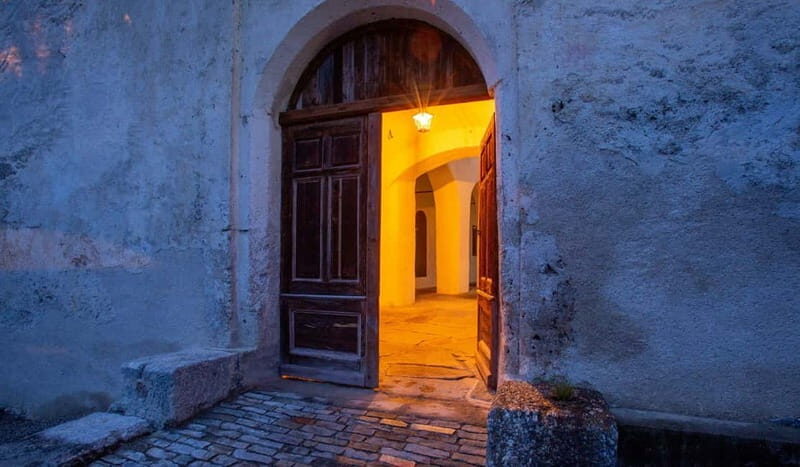 Burg Heinfels: An exclusive tour of the castle at night - The Experience in Detail
