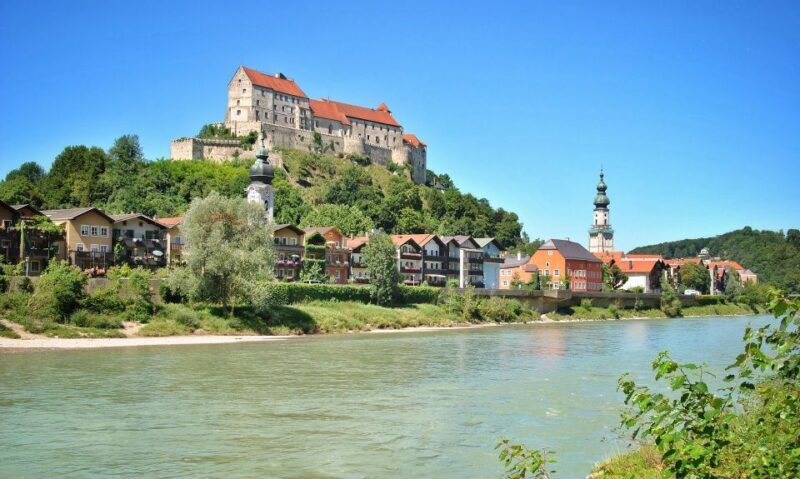 Burghausen: Burghausen Castle Private Tour - An In-Depth Look at the Burghausen Castle Private Tour