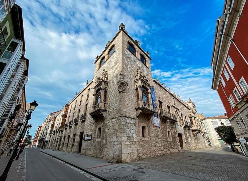 BURGOS From Madrid: VIP Guided tour & private Van - Culinary & Winerie Experiences in Ribera del Duero