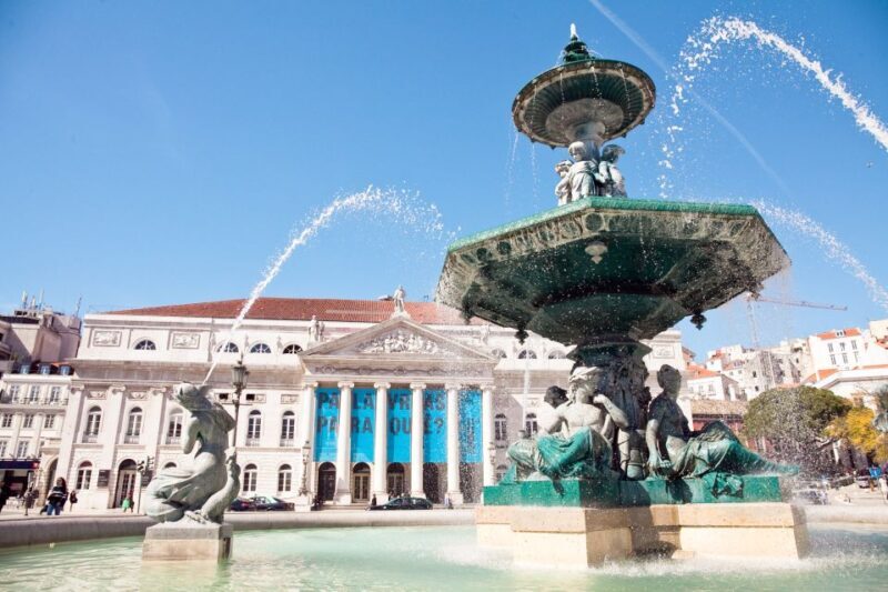Burguês: Lisbon City Center Private Tuk Tuk Tour - Why a Tuk Tuk Tour?