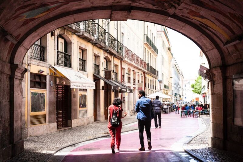 Burguês: Lisbon City Center Private Tuk Tuk Tour - Who Would Enjoy This?