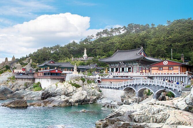 Busan Bliss: Panoramic Yacht & Urban Exploration with Sky Capsule - FAQ