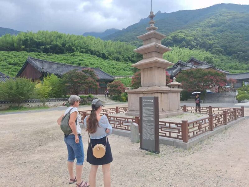 Busan: Miryang Day Tour with Apple Makgeolli Experience - Apple Makgeolli: A Hands-On Korean Tradition