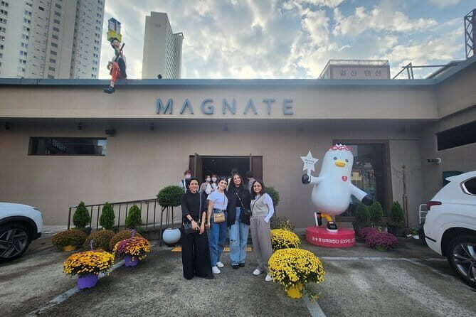 Busan private tour : K-pop dance class + tour - Discover the Best of Busan with a Private K-pop and Sightseeing Tour