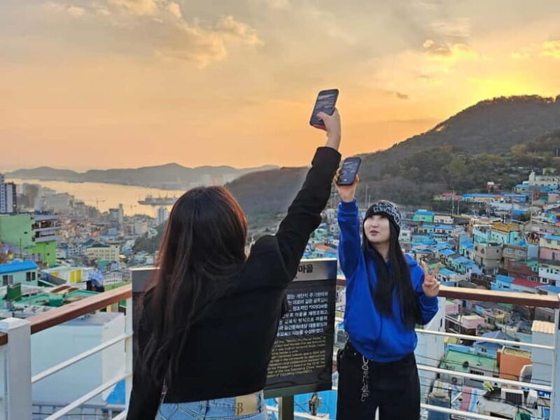 Busan : Wellness and Culture Tour with Shoot & Stroll - Capturing Coastal Beauty at Songdo Skywalk