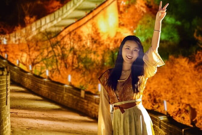 Busda-e:Badaling Great Wall Night Group Tour - Key Points