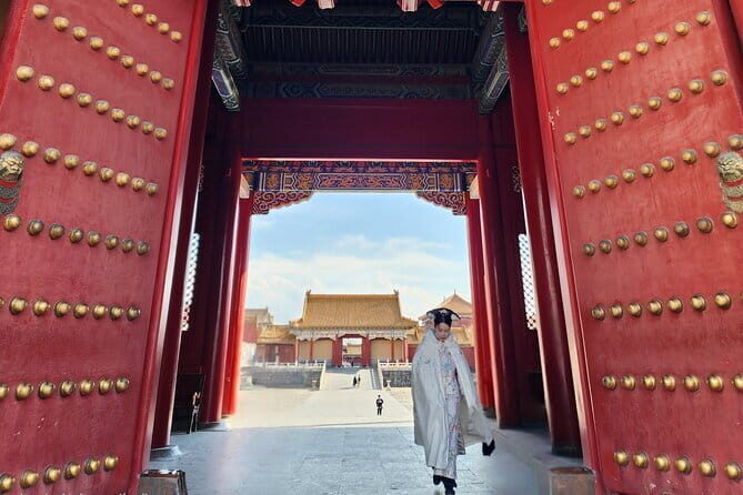 BusDa: Forbidden City Tour & Royal Treasure House Walking Tour - Authentic Touches and What Past Travelers Say