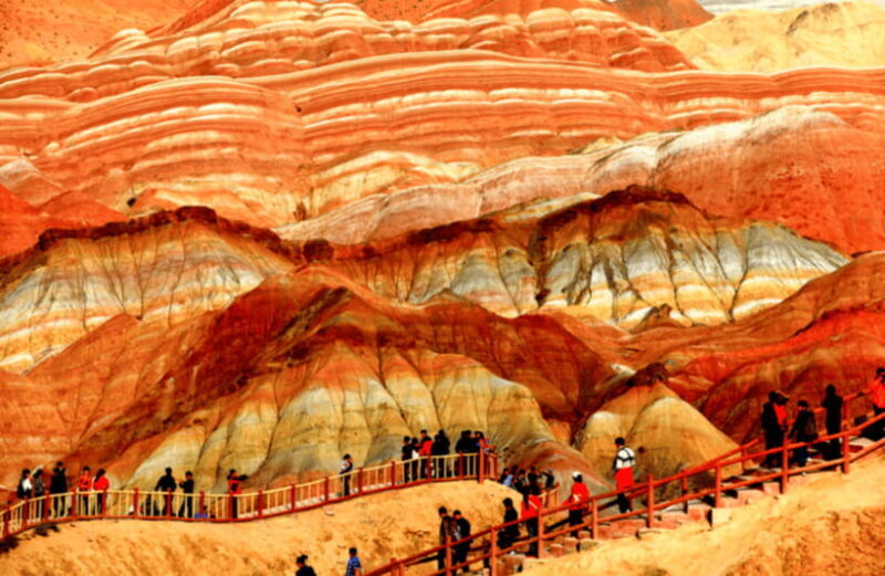 By bullet train from Lanzhou to Zhangye rainbow Mountain - Key Points